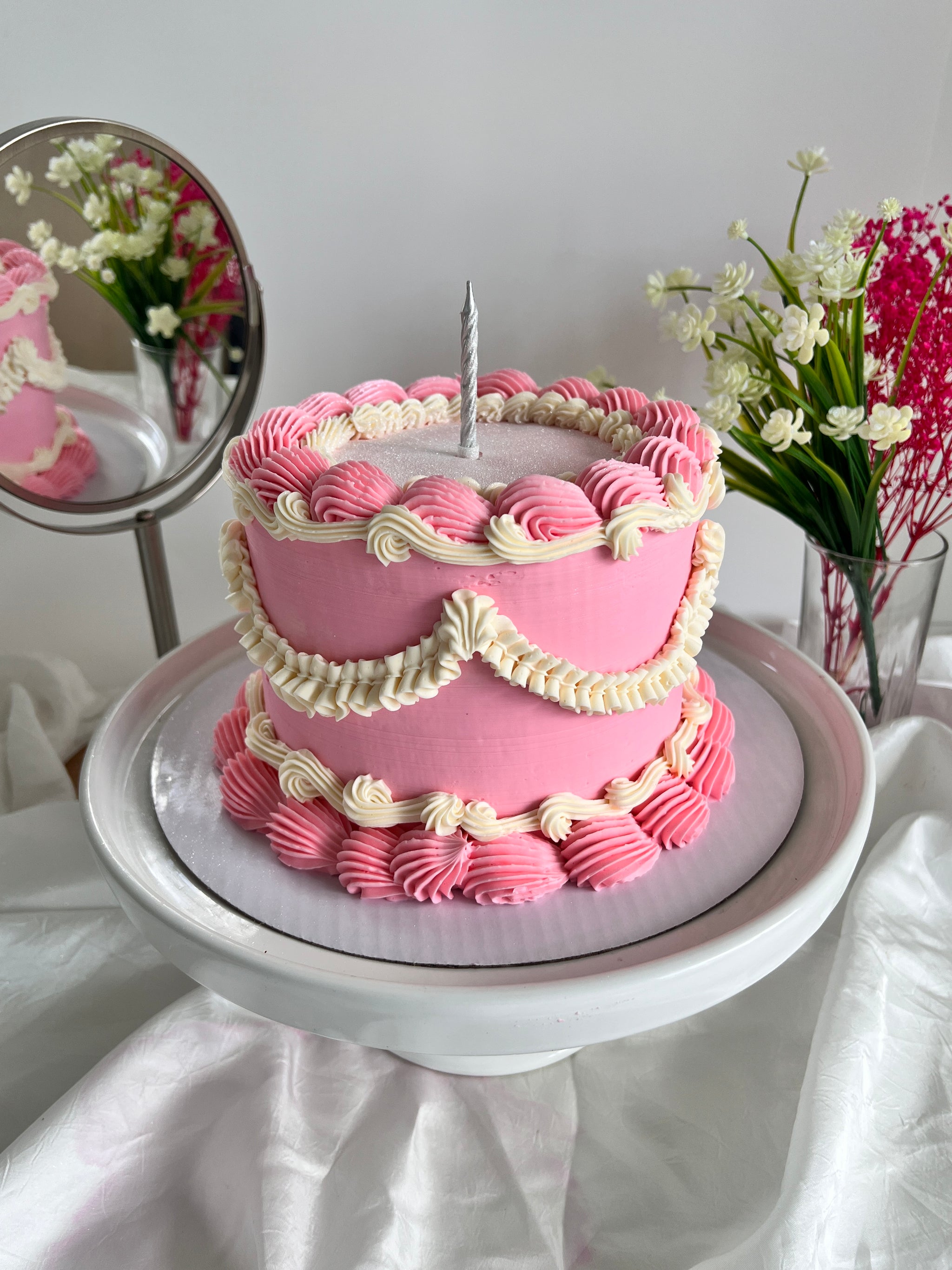 Glitter Blow Cake – Bake with Pookie