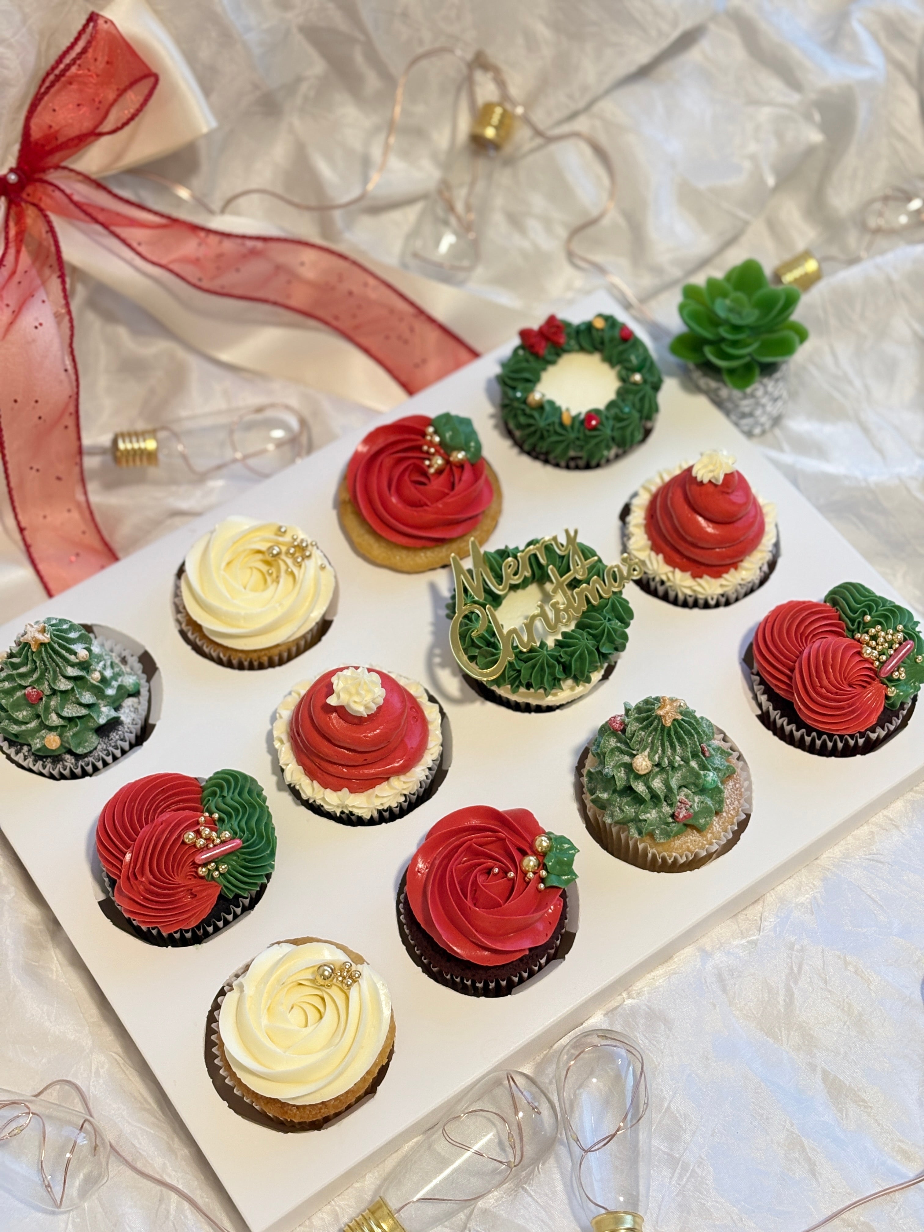 Christmas Cupcakes [Pack of 12] – Bake with Pookie